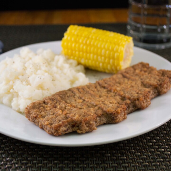 Fully Cooked Bbq Chicken And Beef Rib Shaped Patties